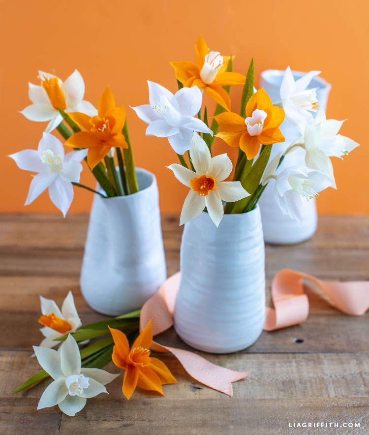 Video Tutorial Crepe Paper Daffodil Flower Kit Lia Griffith