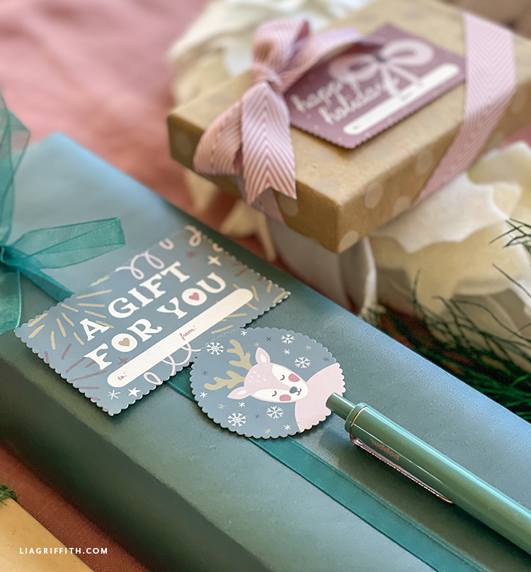 Lia Griffith | Free Printable Holiday Gift Labels